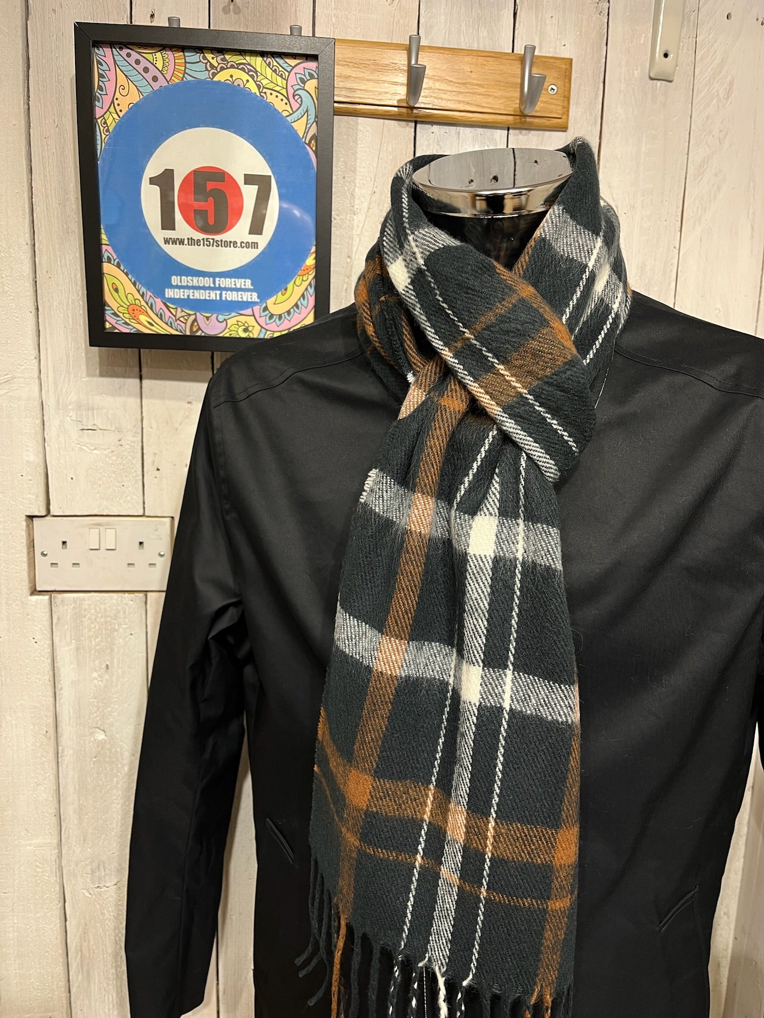 Eastside Norway Scarf - Charcoal / Auburn – The157store Menswear